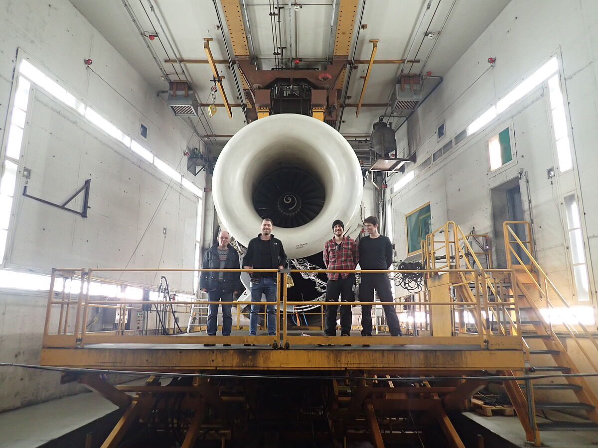 Messkampagnen mit dem Forschungstriebwerk IAE V2500-A1